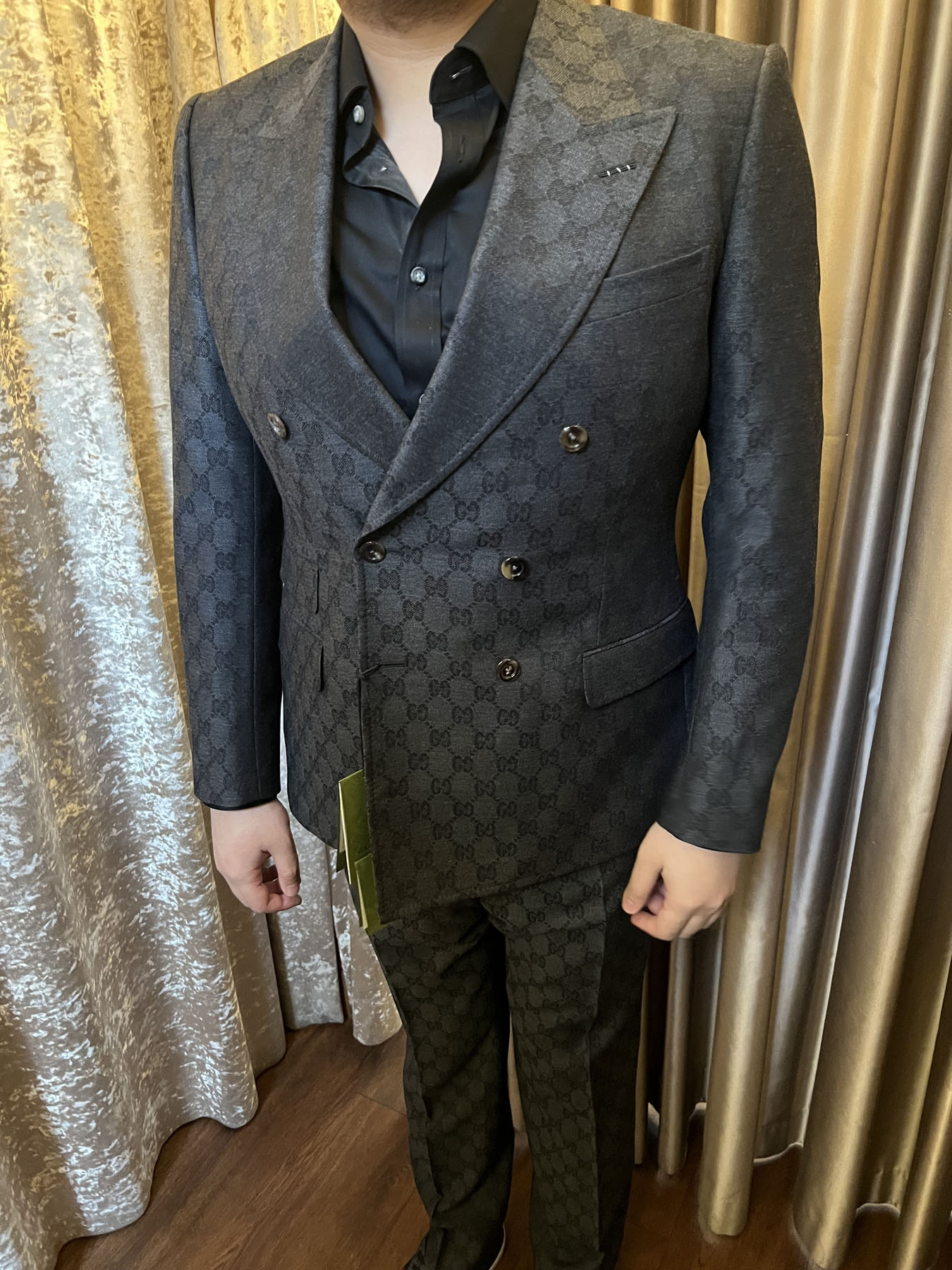 Expert Suit Lining Replacements in London | AB Suit Alterations
